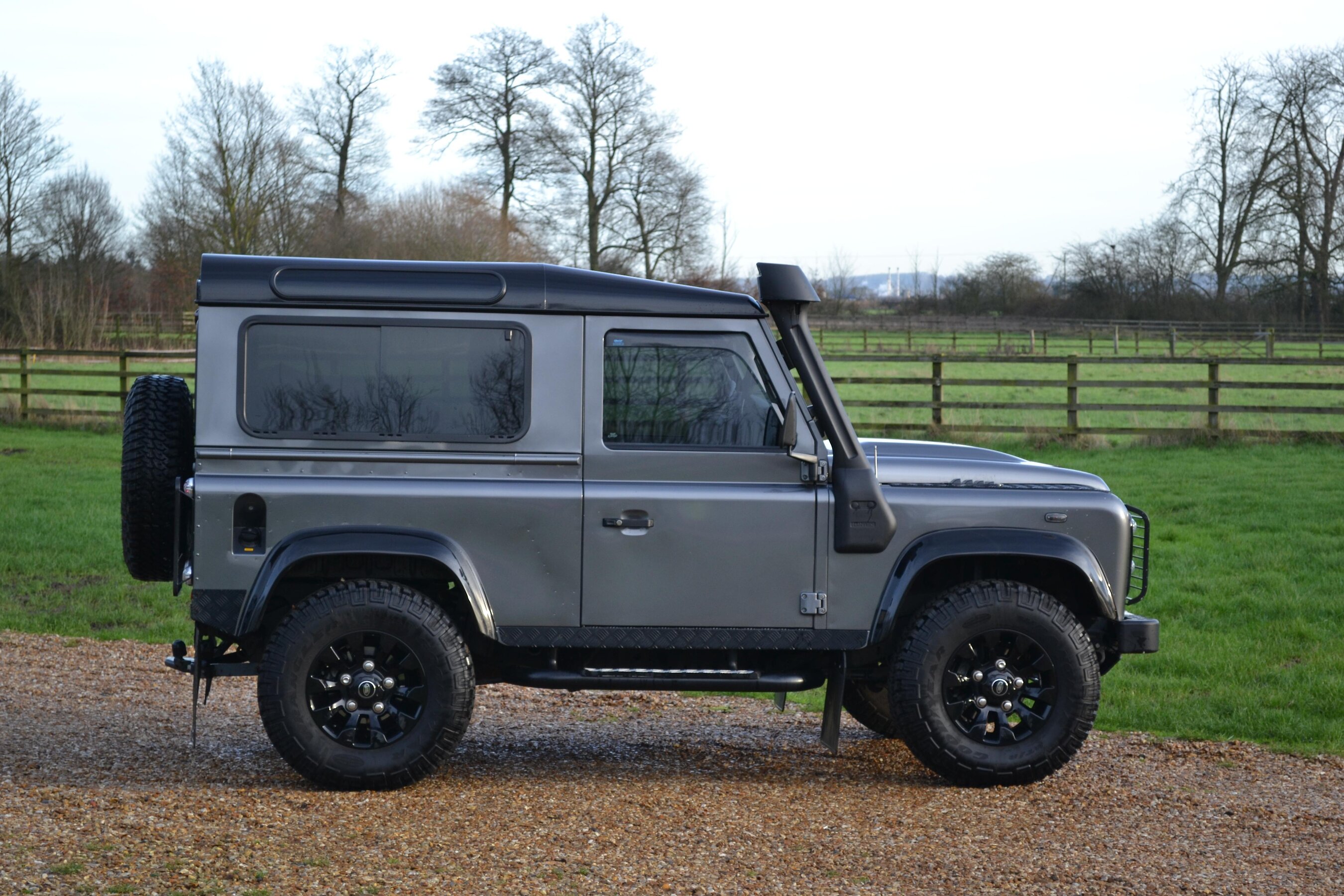 2014/64 Land Rover Defender 90 XS 2.2 TD | Previously Sold | Monarch ...