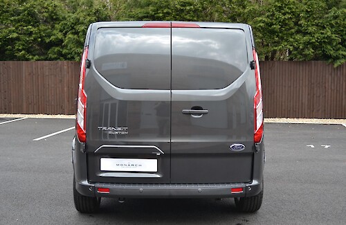 2016/16 Ford Transit Custom Sport 2.2TDCI 155ps Magnetic Grey ...