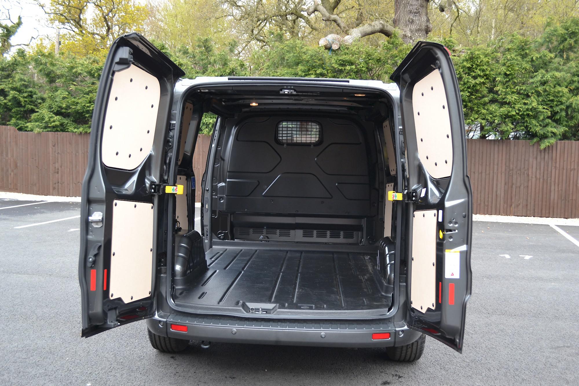 2016/16 Ford Transit Custom Sport 2.2TDCI 155ps Magnetic Grey ...